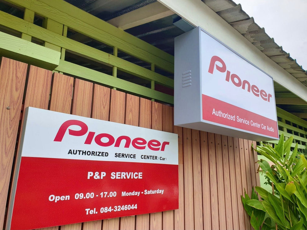 Service center signs | Logo signs, metal letters, light signs, light boxes