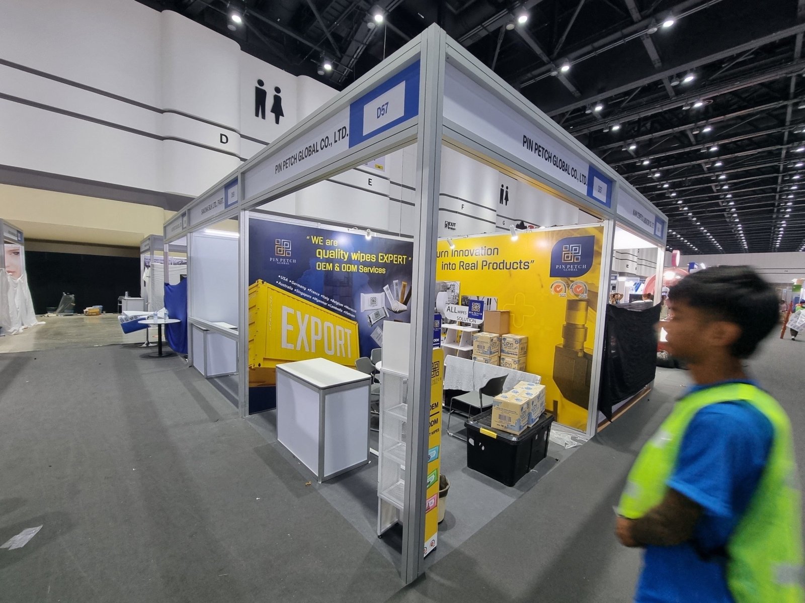 Foam board sign on the wall of the exhibition booth – Octopus Media ...